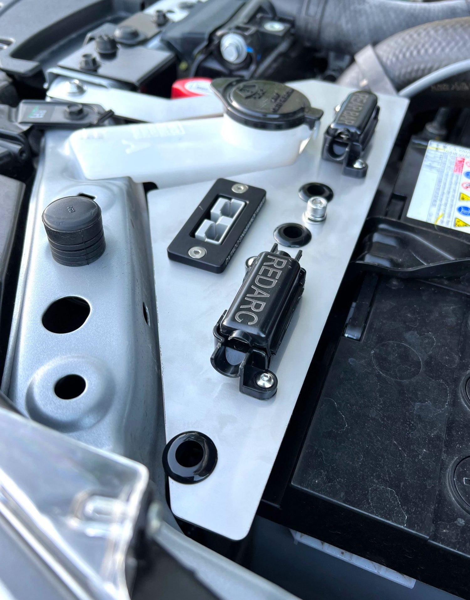 N80 Engine Bay Fuse Panel – 4X4 NETWORK